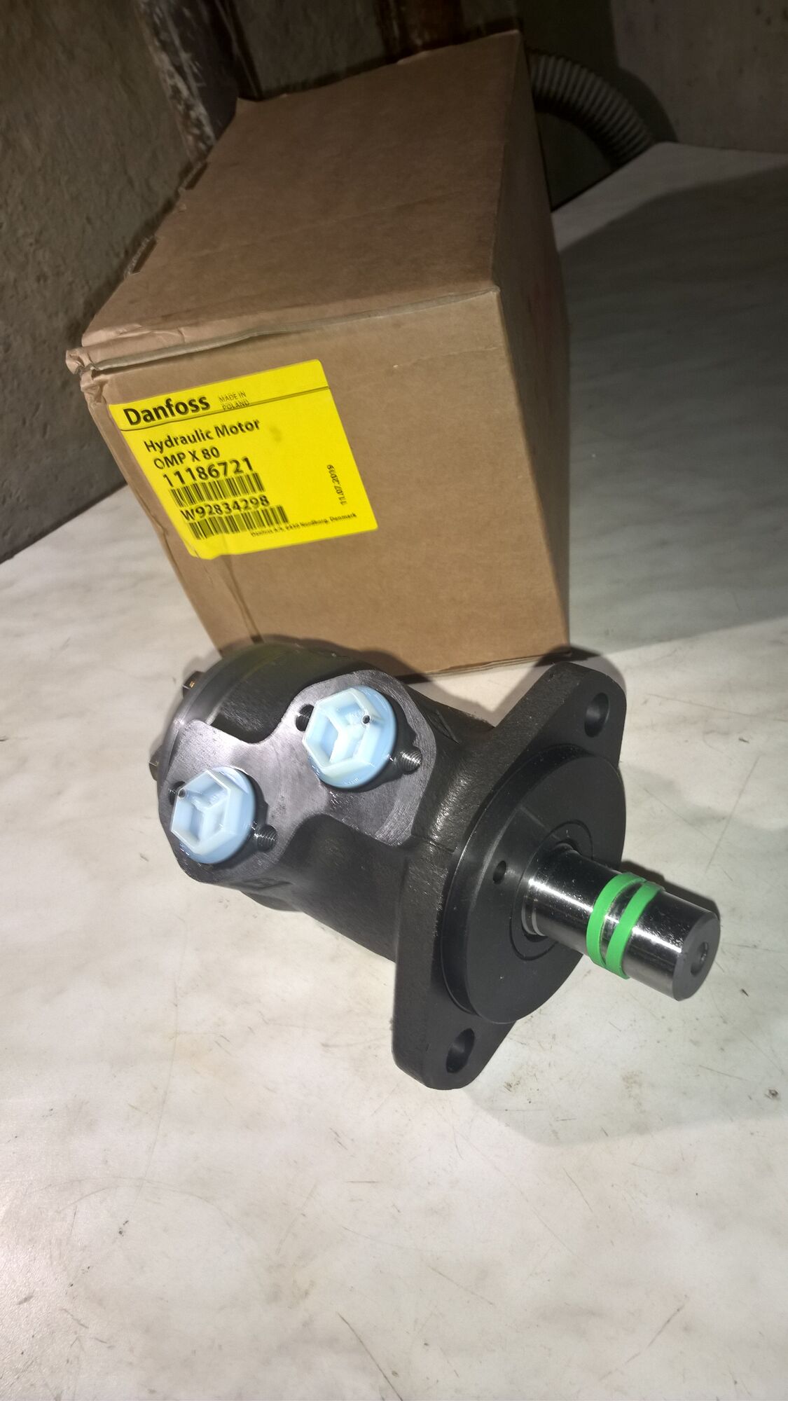 Гидромотор OMPX-080 11186721 А2 25 мм шпонка White Drive Danfoss Power ...