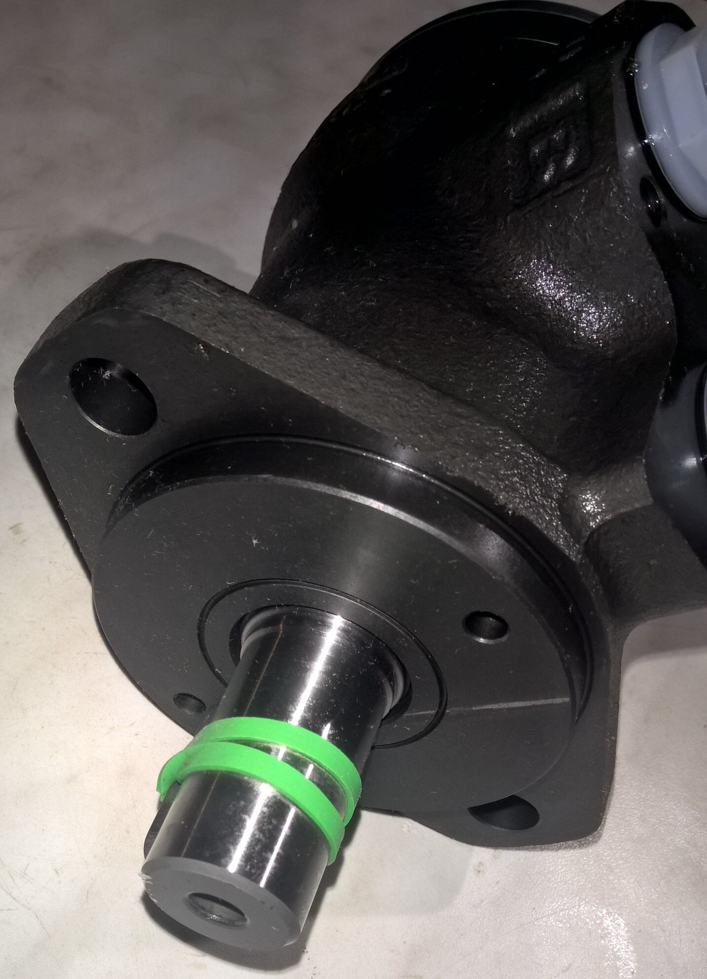 Гидромотор OMPX-080 11186721 А2 25 мм шпонка White Drive Danfoss Power ...
